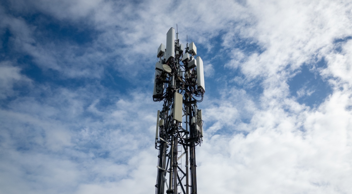 China hides spy tools deep in telecom networks | Cybernews