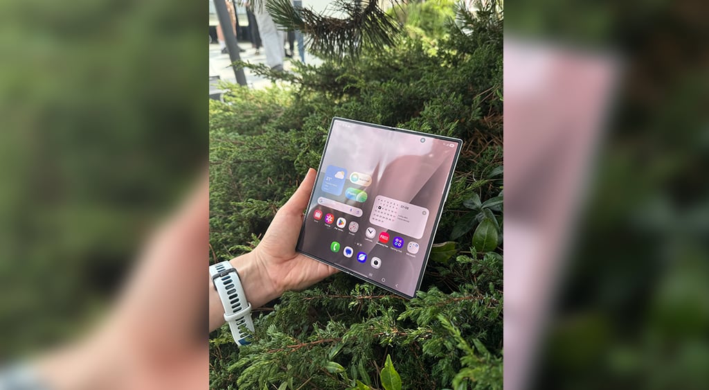 Samsung Galaxy Z Fold 7 fold test | Cybernews