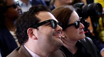 Smart glasses are secret surveillance tools, France warns | Cybernews