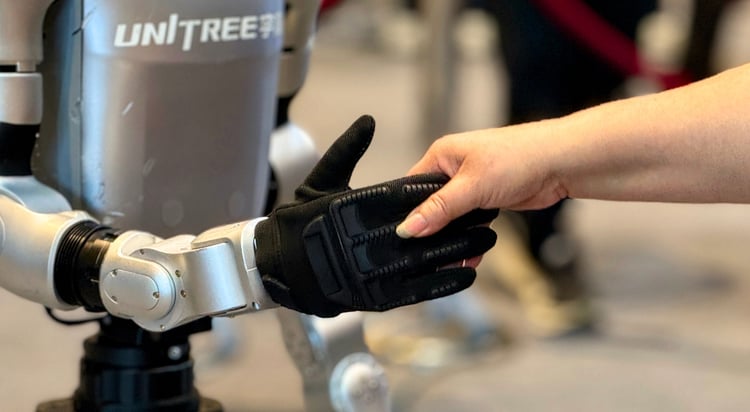 Unitree opens a robot store in Beijing | Cybernews